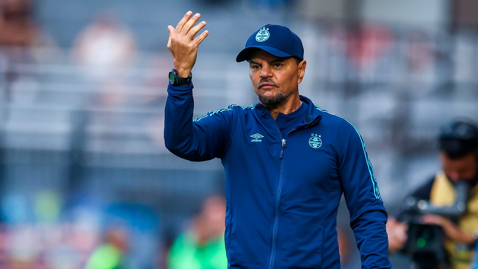 Após Alexandre Mendes, Grêmio tem mudança para enfrentar o Flamengo em ...