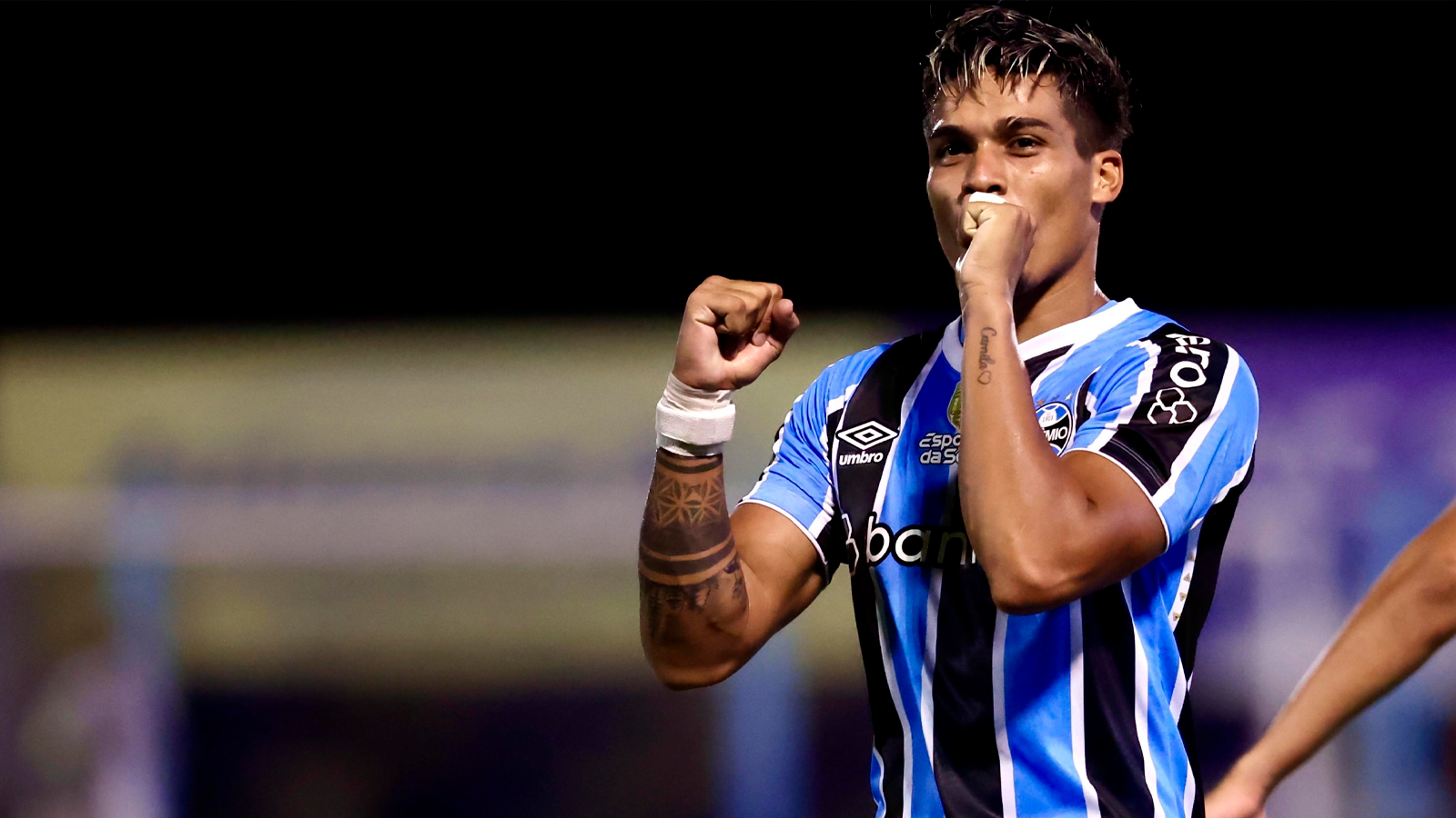 Fim da novela: Grêmio toma decisão oficial sobre saída de Matías Arezo ...